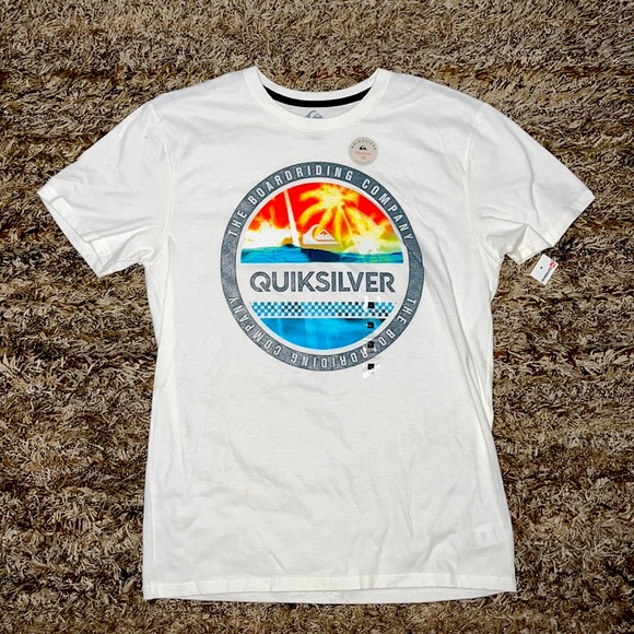 Quiksilver | Shirts | Quicksilver Tee Shirt Modern Fit | Poshmark